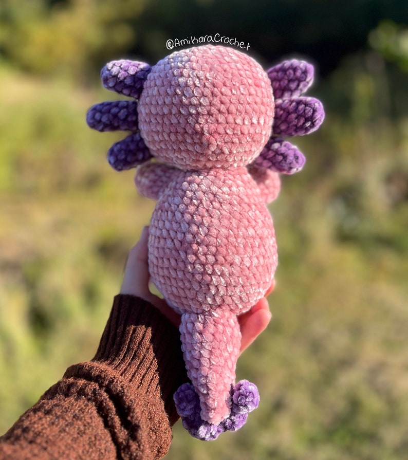 Crochet Small Axolotl / Amigurumi / Plushie / Velvet Yarn / Stuffed ...