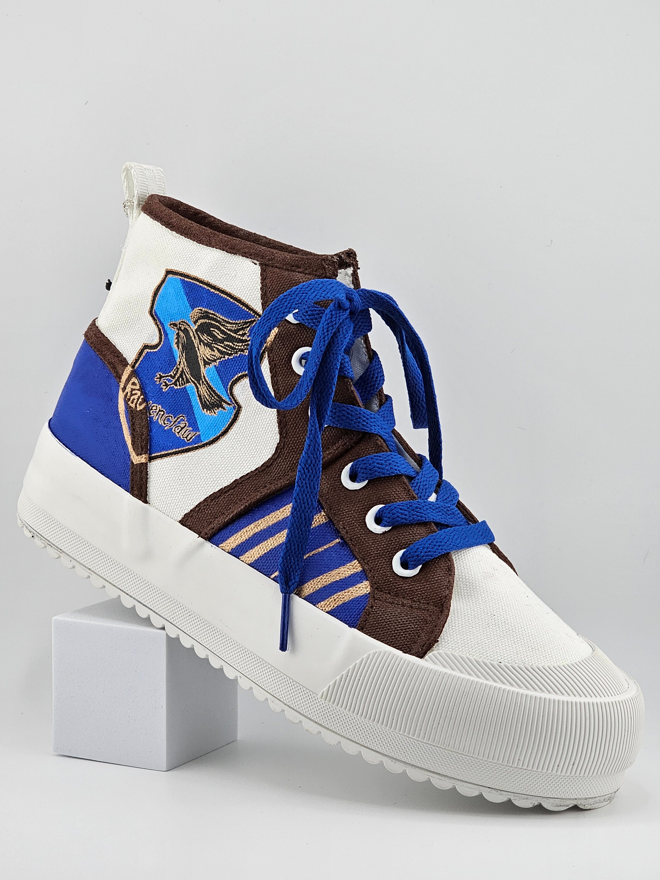 Hand-painted Harry Potter Inspired Shoe- Vintage Ravenclaw - Etsy