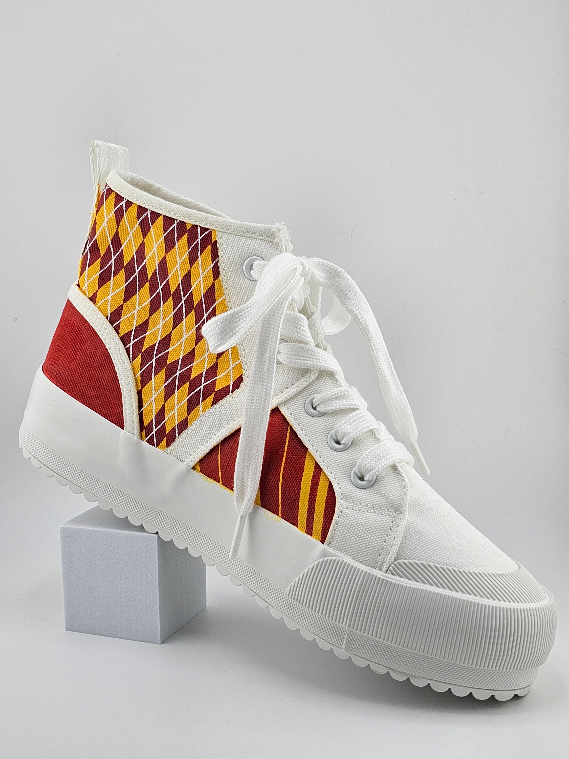 Hand-painted Harry Potter Inspired Shoe- Bright Gryffindor - Etsy