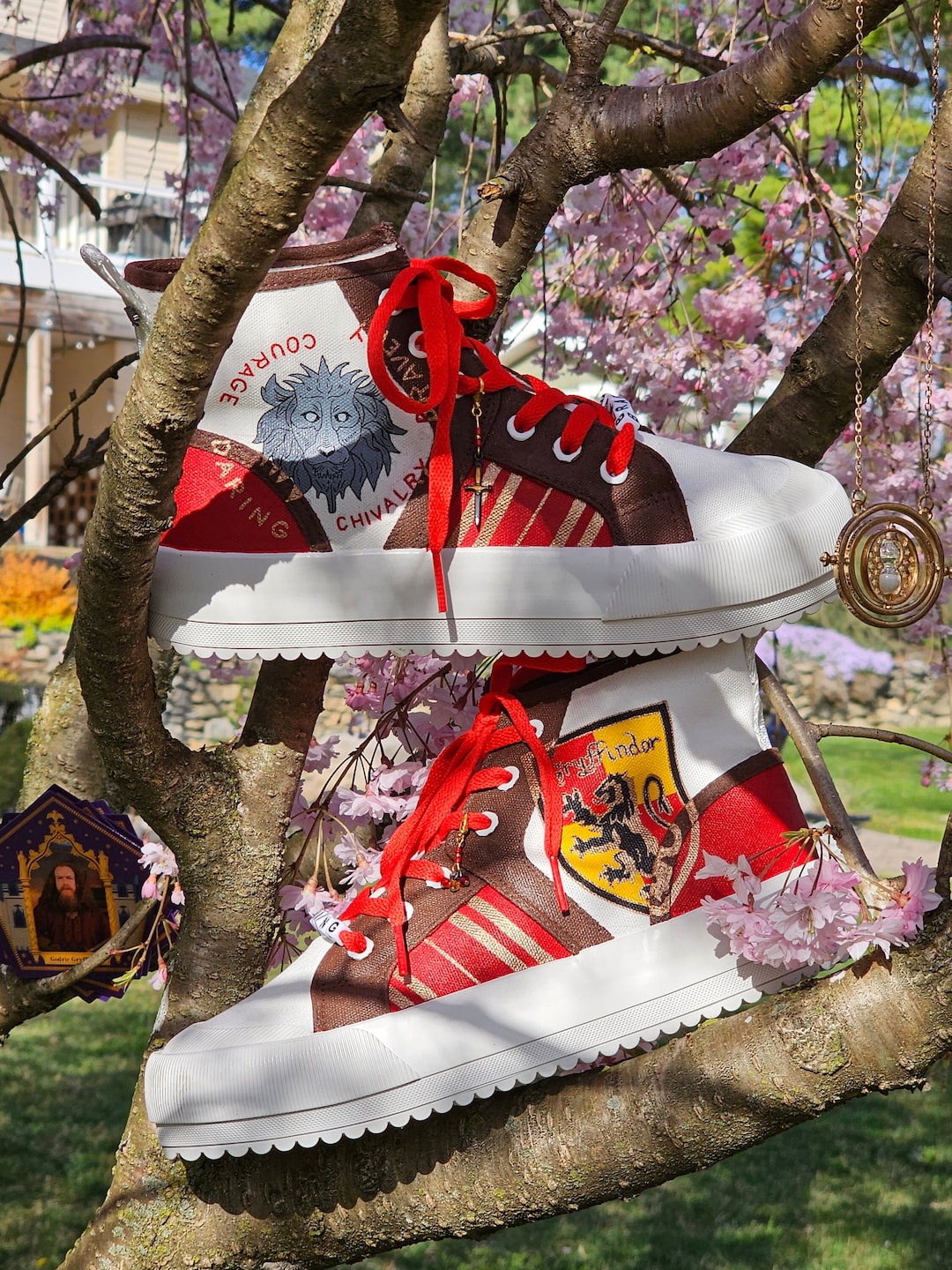 Hand-painted Harry Potter Inspired Shoe- Vintage Gryffindor - Etsy