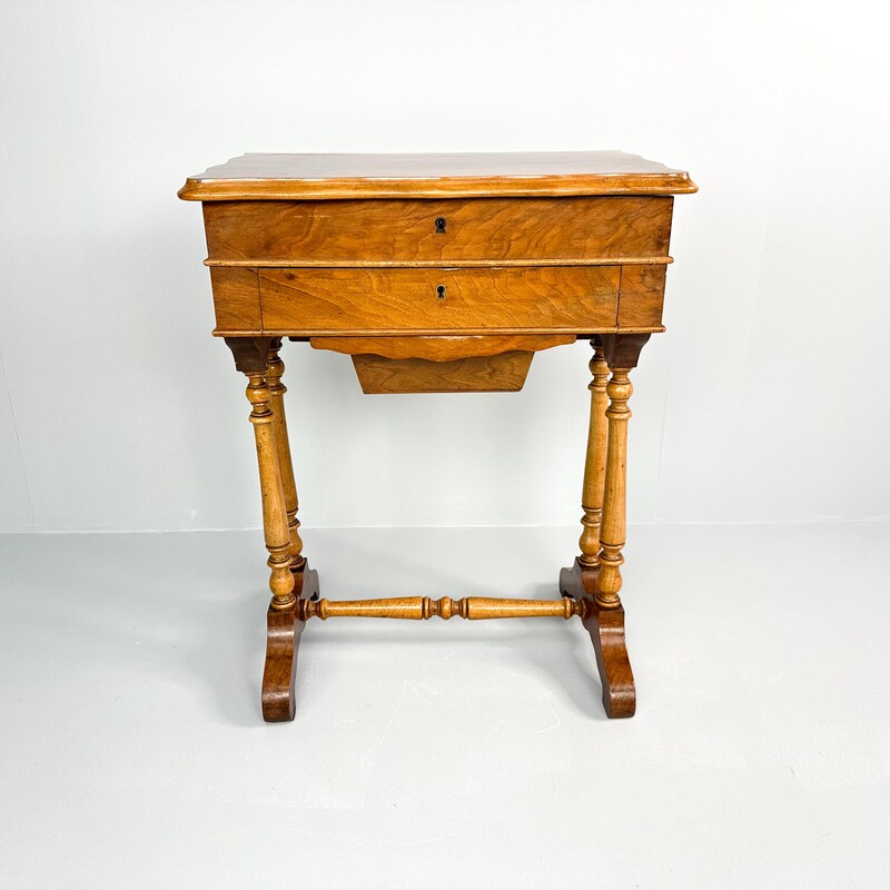 Antique Sewing Machine Table - Etsy