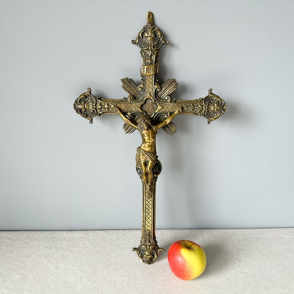 Large Wall Crucifix - Etsy