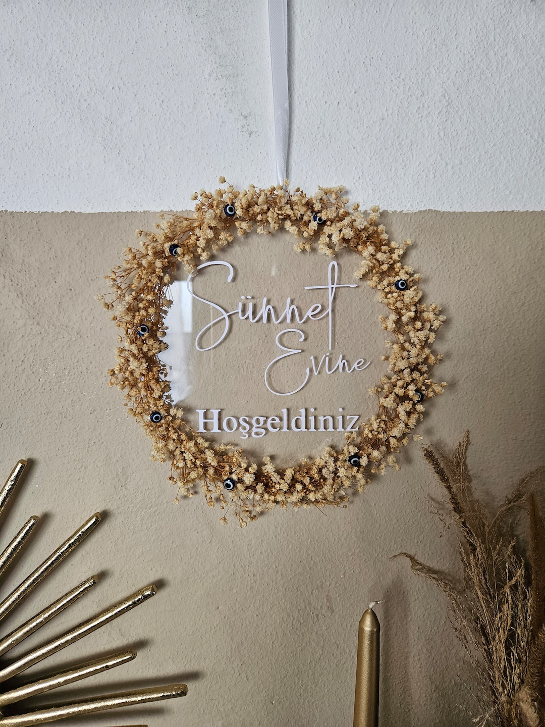 Acrylic Disc | Dried Flowers and Baby's Breath Decoration | Door ...