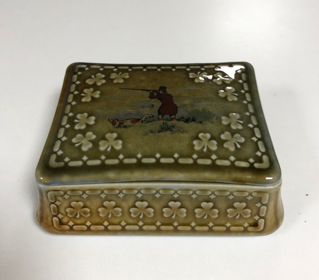 Shamrock Covered Lidded Porcelain Trinket Box With Hunting Scene by ...