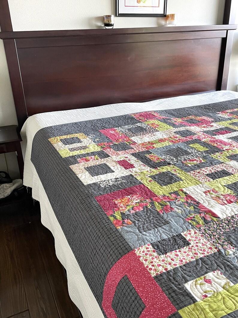 Modern Floral Quilt: Pink, Cranberry, Chartreuse - Robin Pickens Fabric ...