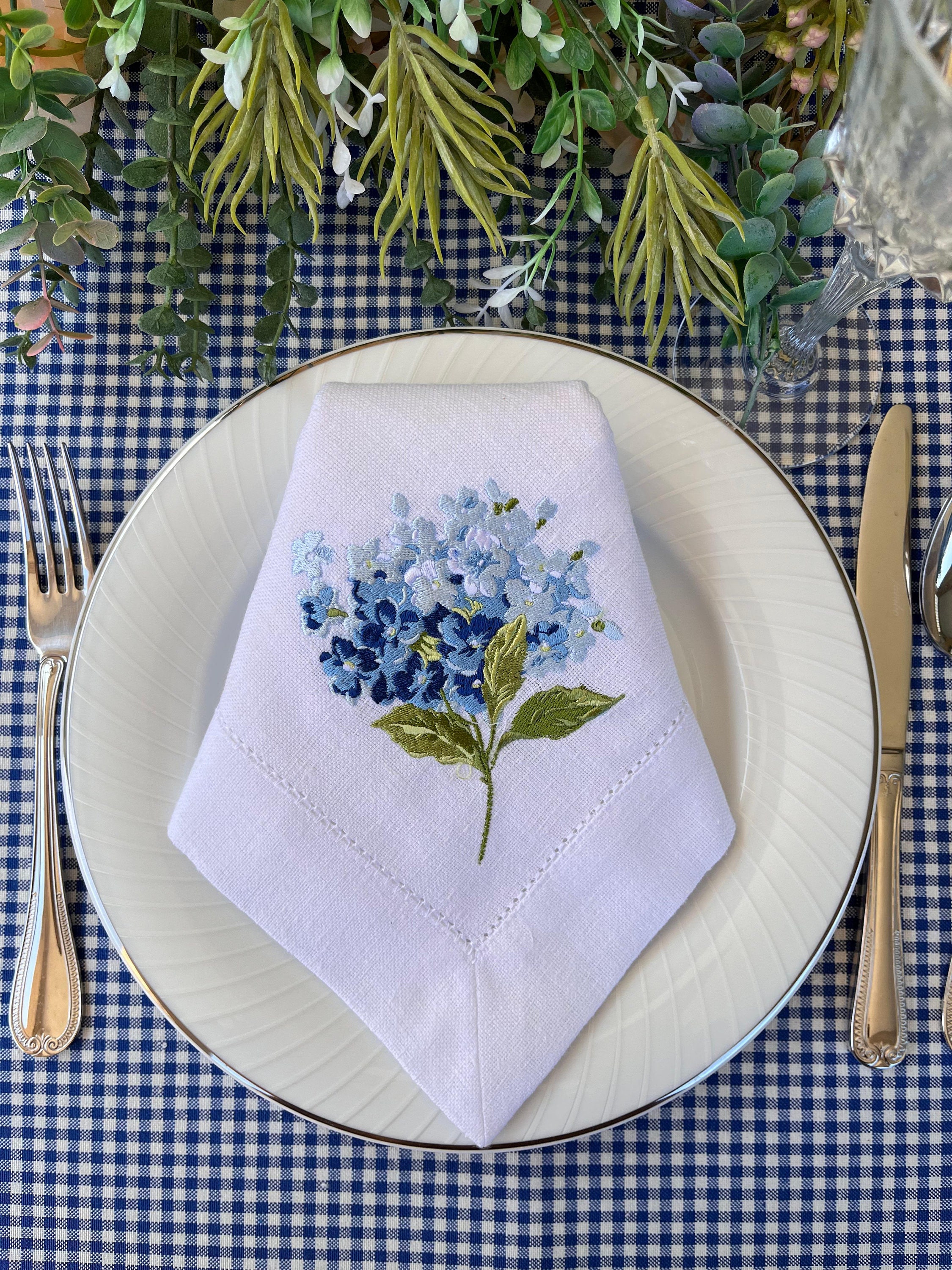 Hydrangea Embroidered Linen Napkins - Luxury Dinner Napkins for Unique ...
