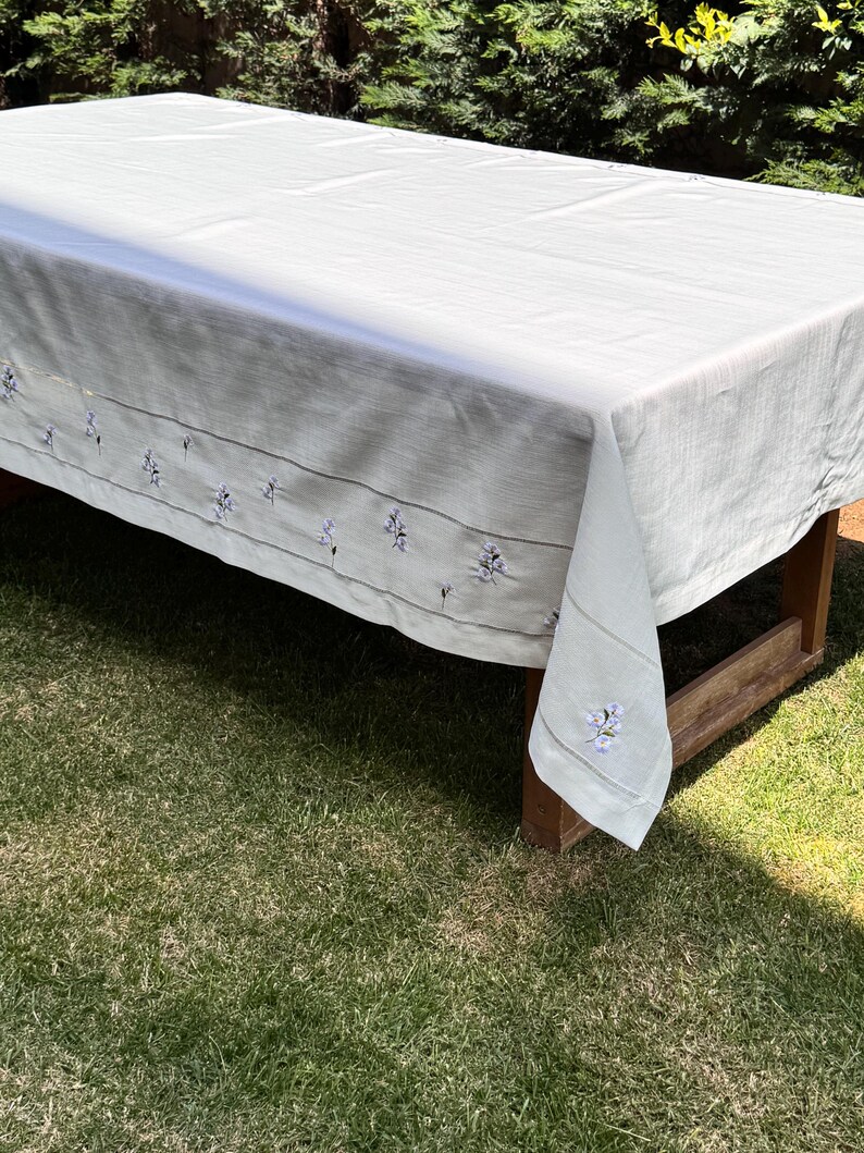 Embroidered Daisy Tablecloth – Linen Tablecloth With Hemstitch | Spring ...