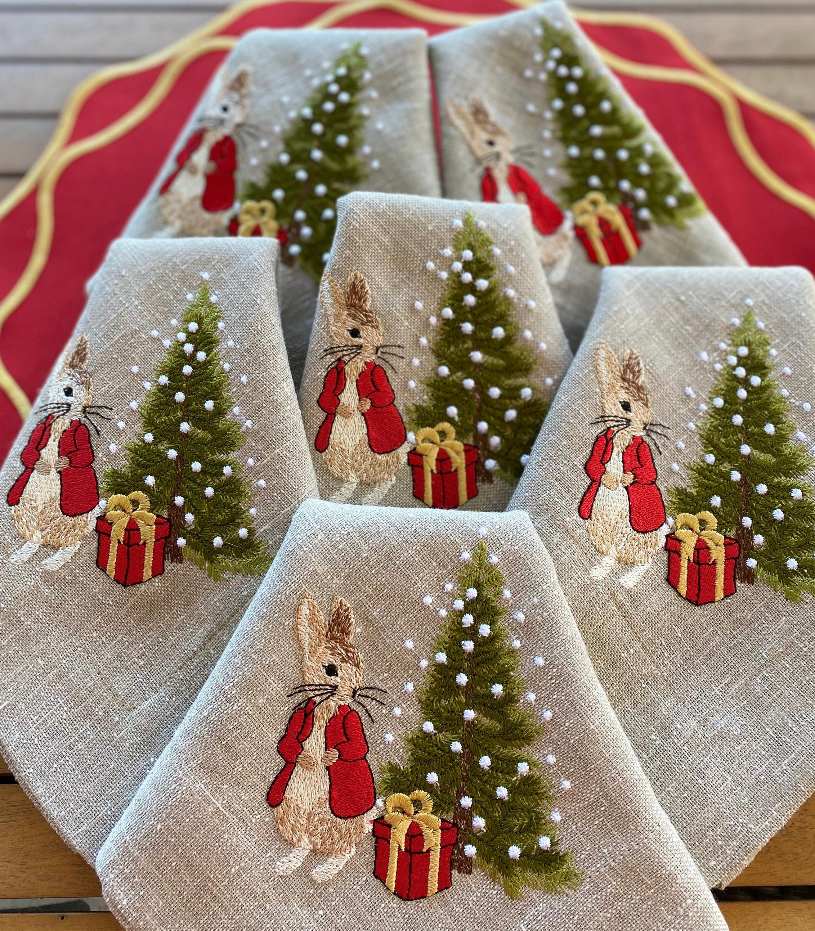 Peter Rabbit Christmas Napkins - Embroidered Linen Napkins -christmas ...