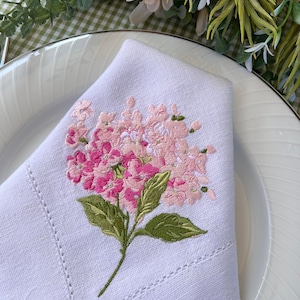 Luxury Linen Hydrangea Napkin - Scalloped Edge Design for Elegant Table ...