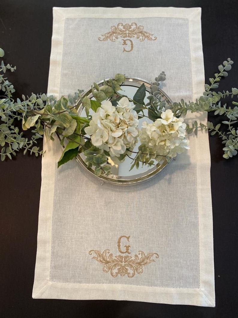 Monogrammed Table Runner | Wedding Gift | Linen Table Runner - Etsy