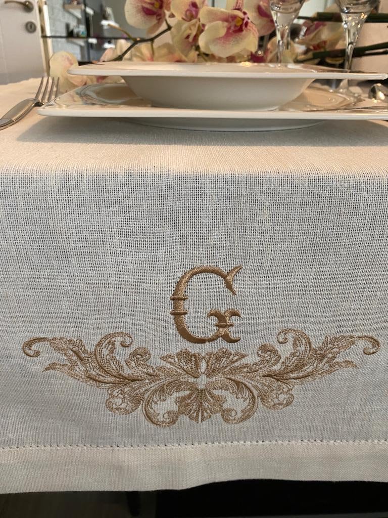 Monogrammed Table Runner | Wedding Gift | Linen Table Runner - Etsy