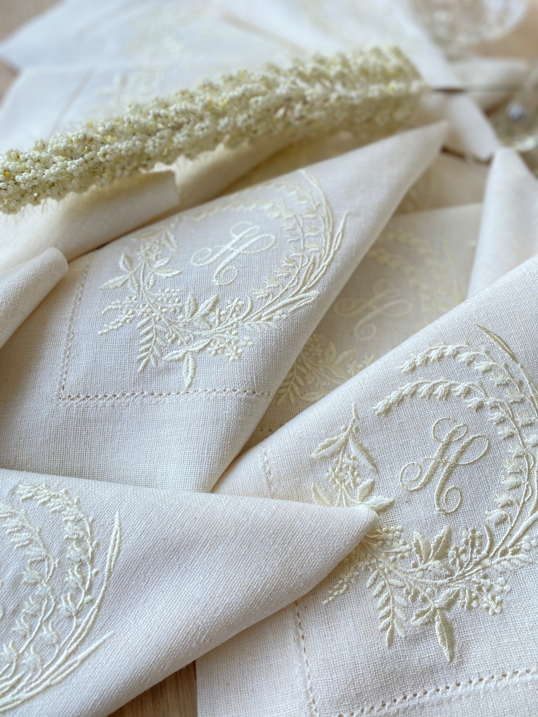 Personalized Linen Napkins | Lily-of-the-valley | Wedding Napkins ...