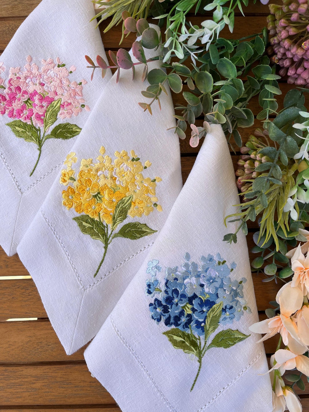 Hydrangea Embroidered Linen Napkins - Luxury Dinner Napkins for Unique ...