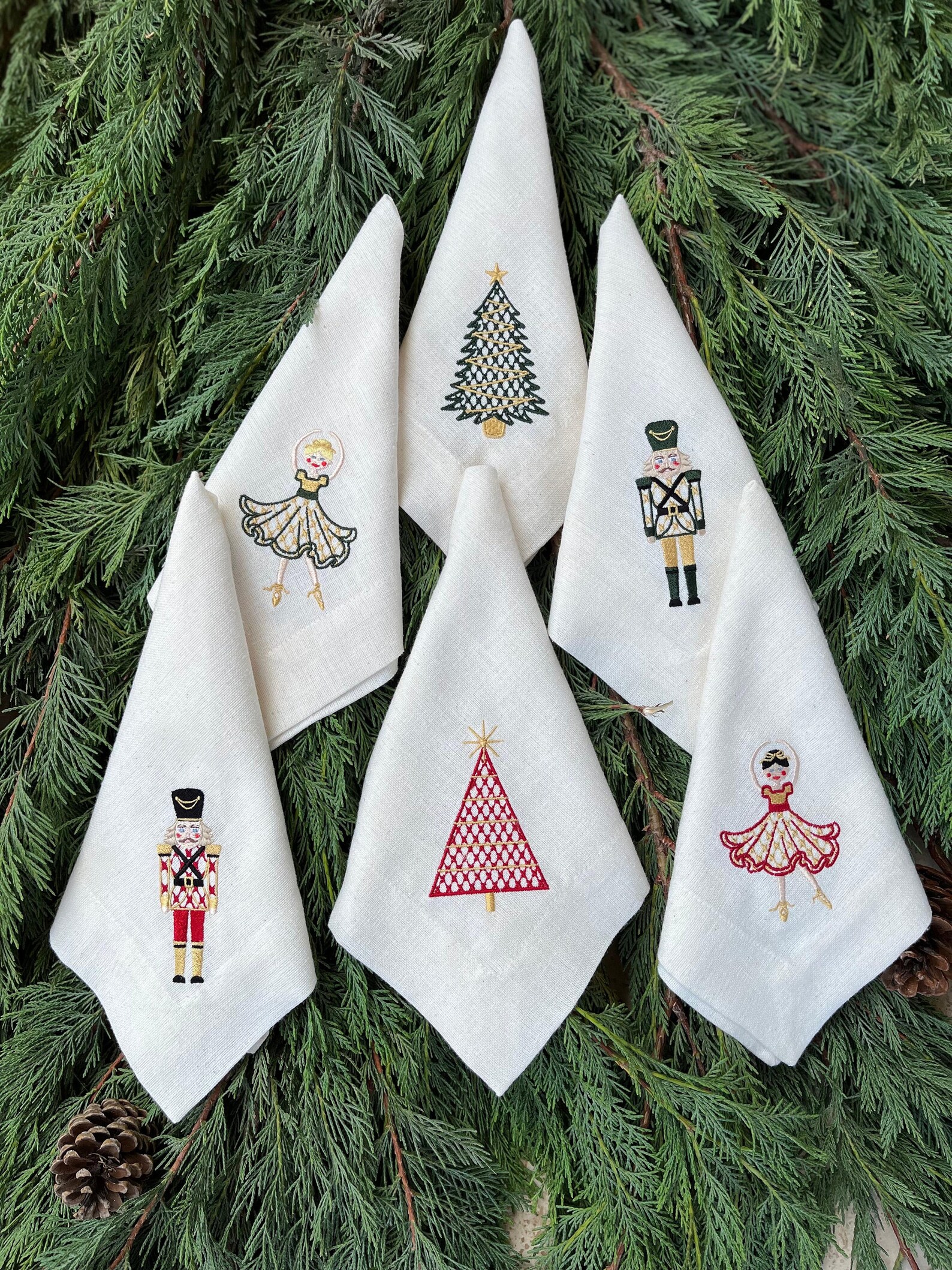 Nutcracker Ballerina and Christmas Tree Linen Napkins - Exquisite ...