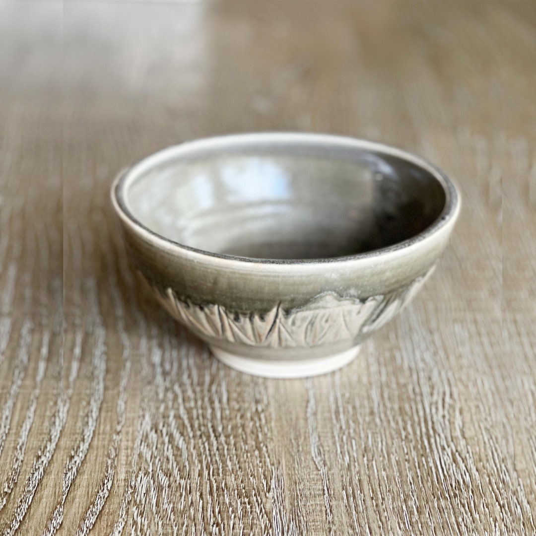 Large Carved Cobblestone Gray Pottery Serving Bowl Handmade - Etsy