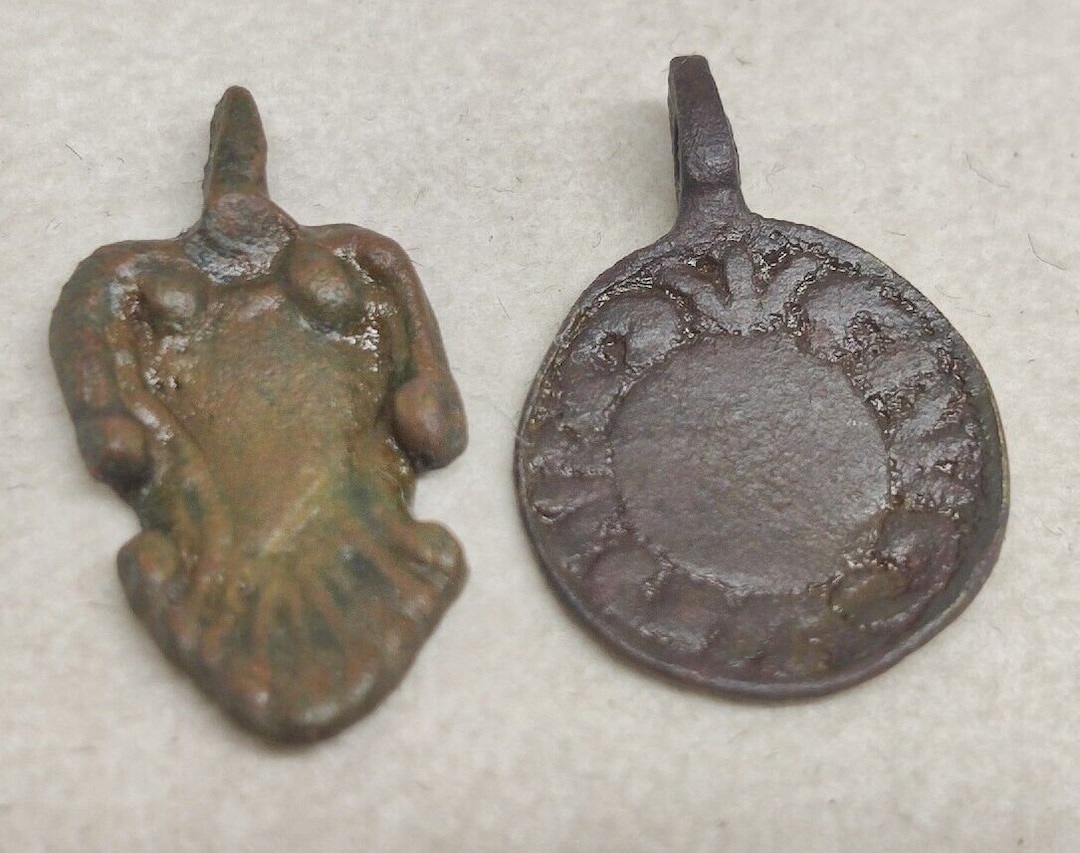 RARE Ancient Roman Amulets, Moon Pendant. - Etsy