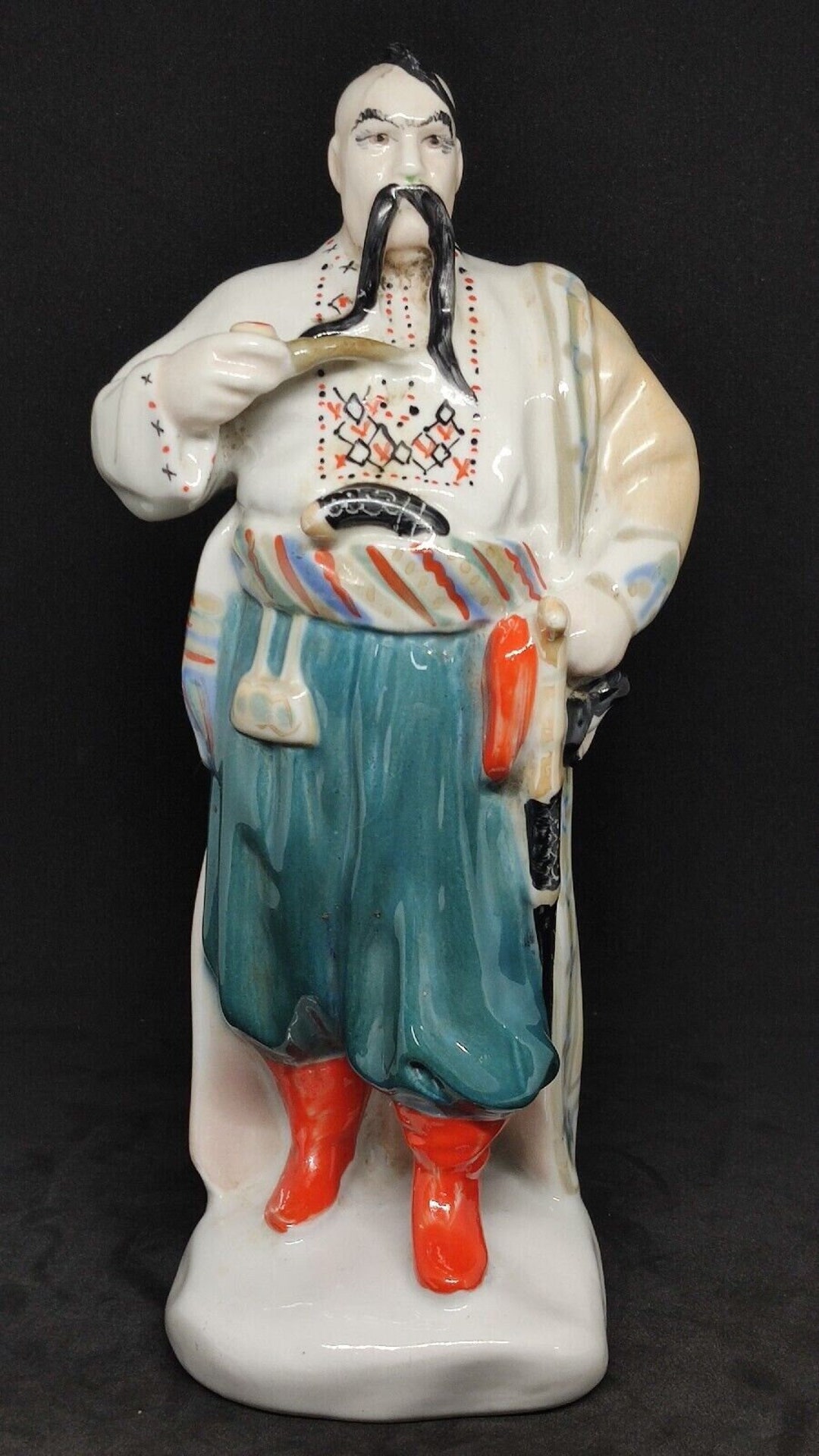 Porcelain Figurine Taras Bulba - Cossack With a Pipe (polone ZHK ...