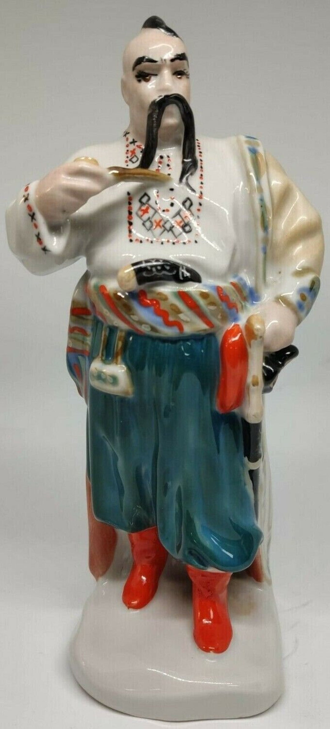 Porcelain Figurine Taras Bulba - Cossack With a Pipe (polone ZHK ...
