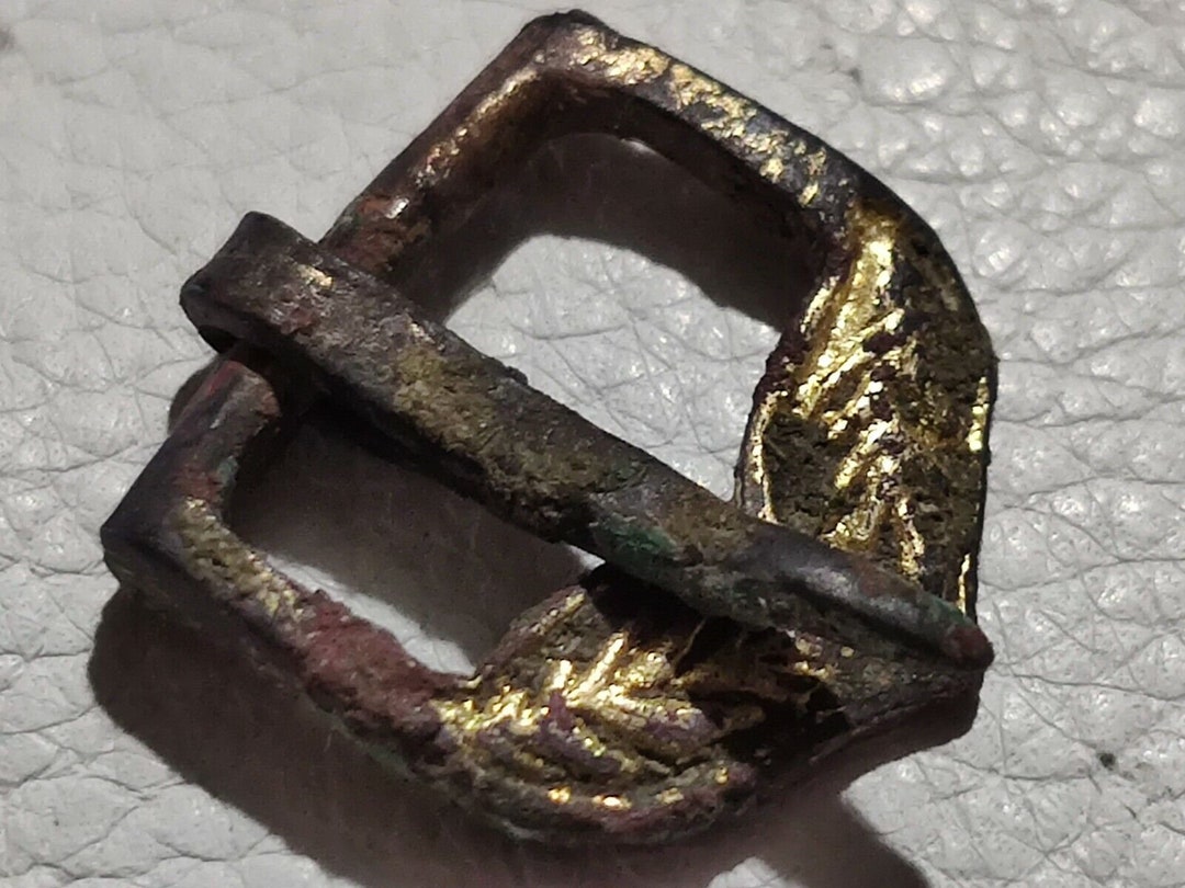RARE Ancient Roman Gilded Bronze DECORATED BUCKLE. - Etsy