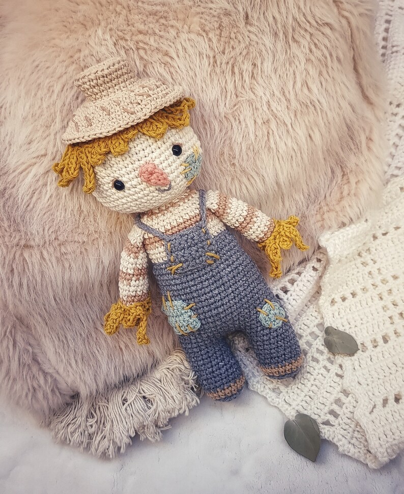 Crochet Pattern Amigurumi Scarecrow. Available in ENGLISH/ESPAÑOL - Etsy