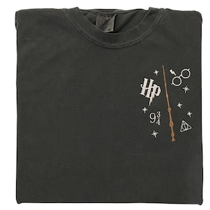 Wand Embroidered T-shirt, Wizard T-shirt, Magic, Gift - Etsy