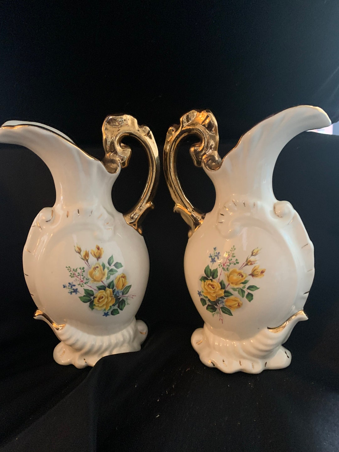 Rococo-style Napco Vase W/young Couple Illustration by Foster - Etsy