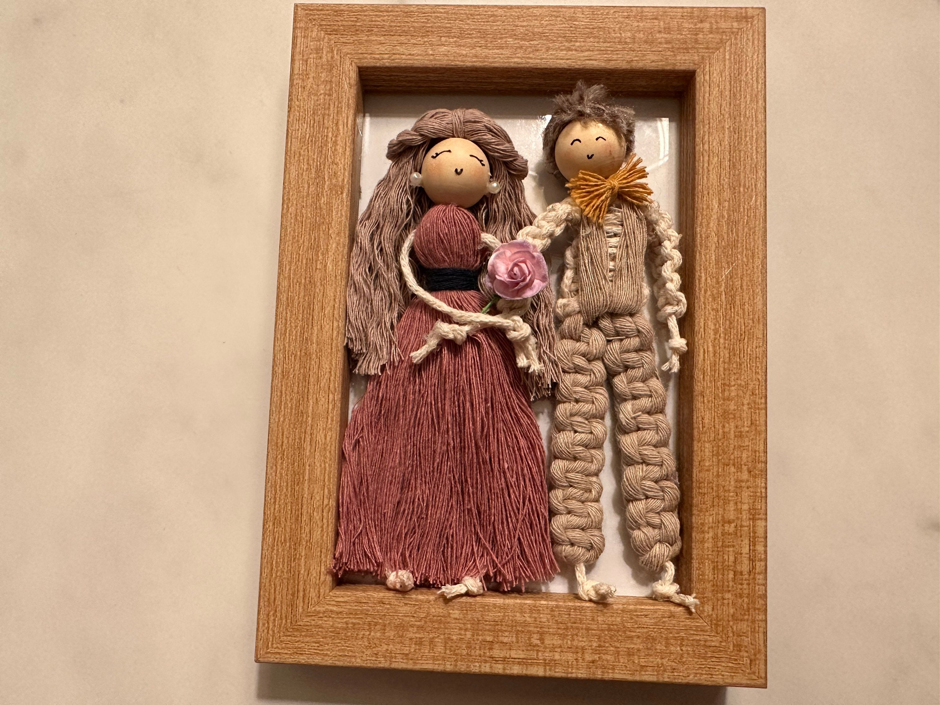 S Personalized Braid/macrame Doll in Frame | Macrame Couple Portrait ...