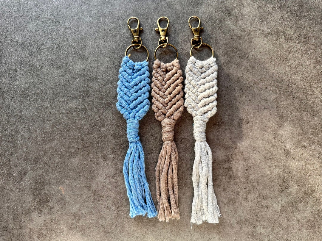 Macrame Fishtail Keychain | Macrame Keychain | Boho Keychain | Macrame ...