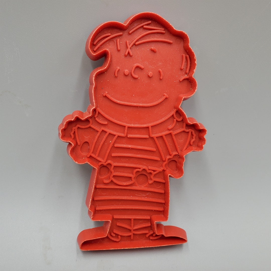 Cookie Cutter Linus Peanuts Gang Hallmark Christmas Lights Red 4.5 Inch ...