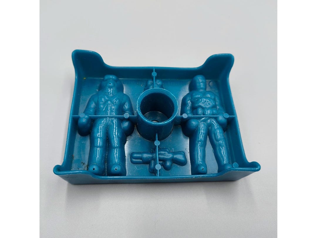Vintage Play Doh Mold MASK Matt Tracker Figure With Gun Kenner 1986 - Etsy
