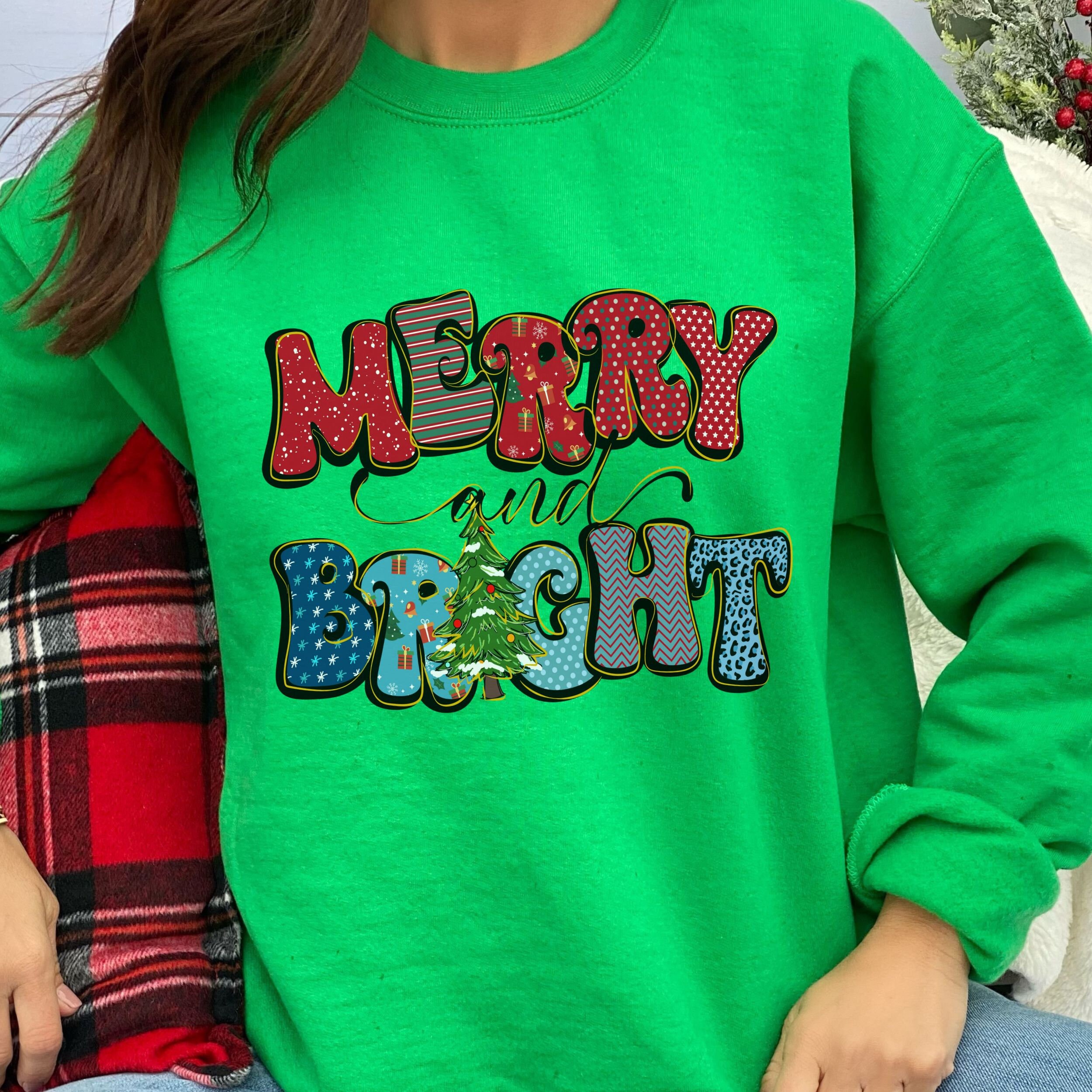 Merry and Bright Retro Sweatshirt, Christmas Sweater for Women ...