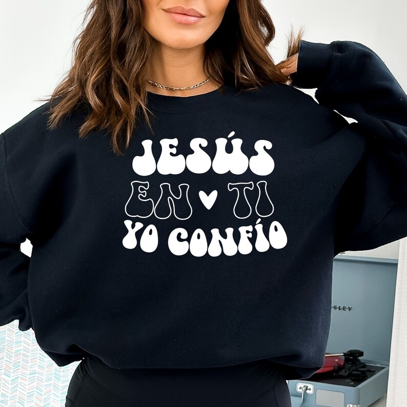 Jesus En Ti Confío Svg, Jesus Hoodie SVG, Aesthetic Hoodie SVG, Frases ...