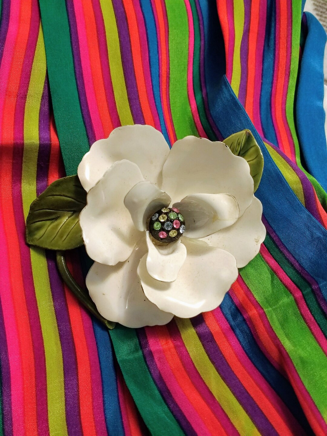 Vintage Flower Brooch, White Enamel Flower With Multicolored ...