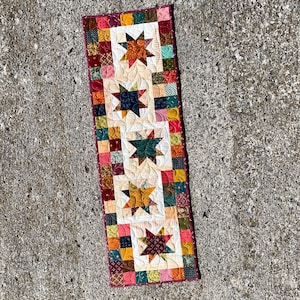 Charmed Star Table Runner Pattern - Etsy