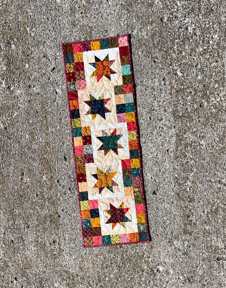 Charmed Star Table Runner Pattern - PDF - Etsy