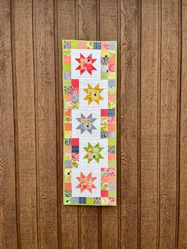 Charmed Star Table Runner Pattern - PDF - Etsy