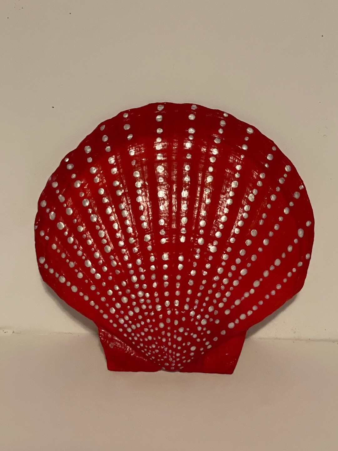 Hand Painted Scallop Clam Shell Sea Shell , Desk Art , Shelf Art , Wall ...