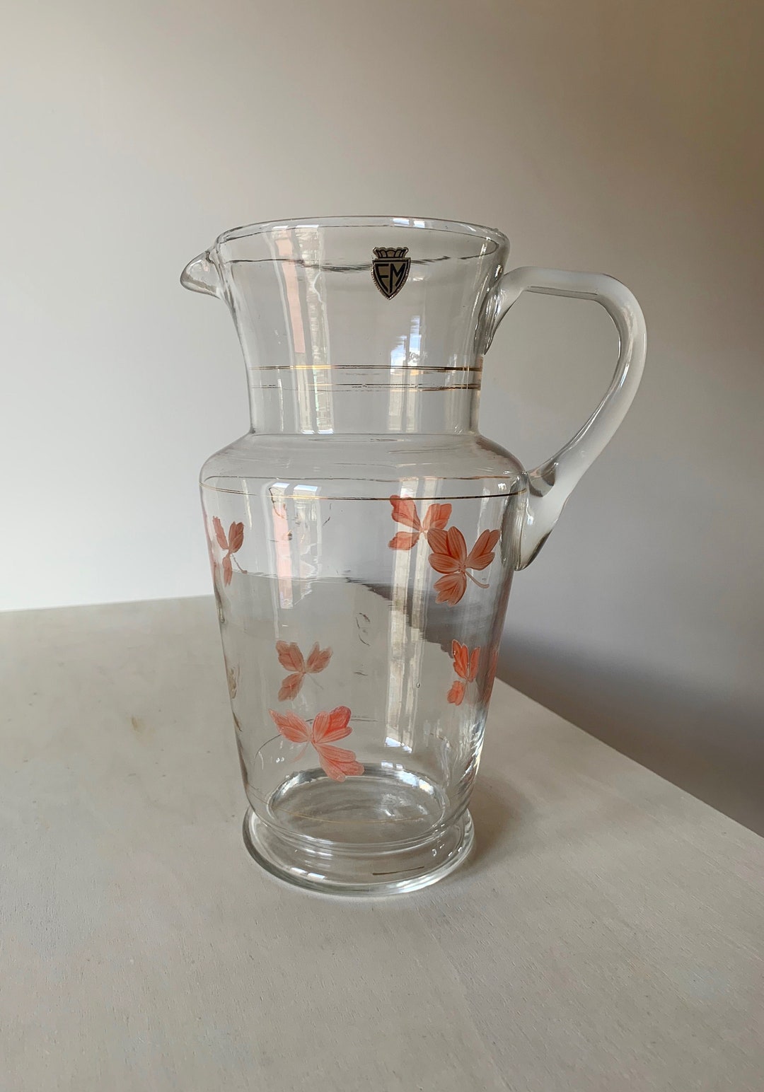Brocca vintage in vetro soffiato FM con profili in oro e dipinta a mano ...