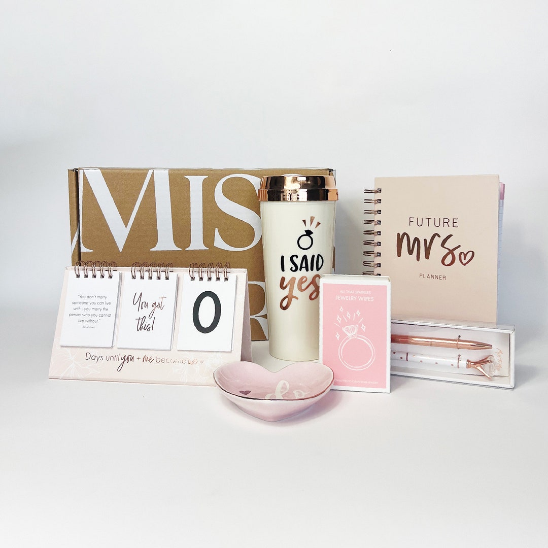 Engagement Gift Box Engagement Gift Gift for Bride Bride - Etsy Canada