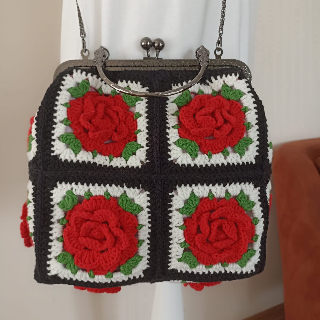 Red Rose Crochet Bag With Clasp, Crochet Purse Kiss Lock, Chic Granny ...