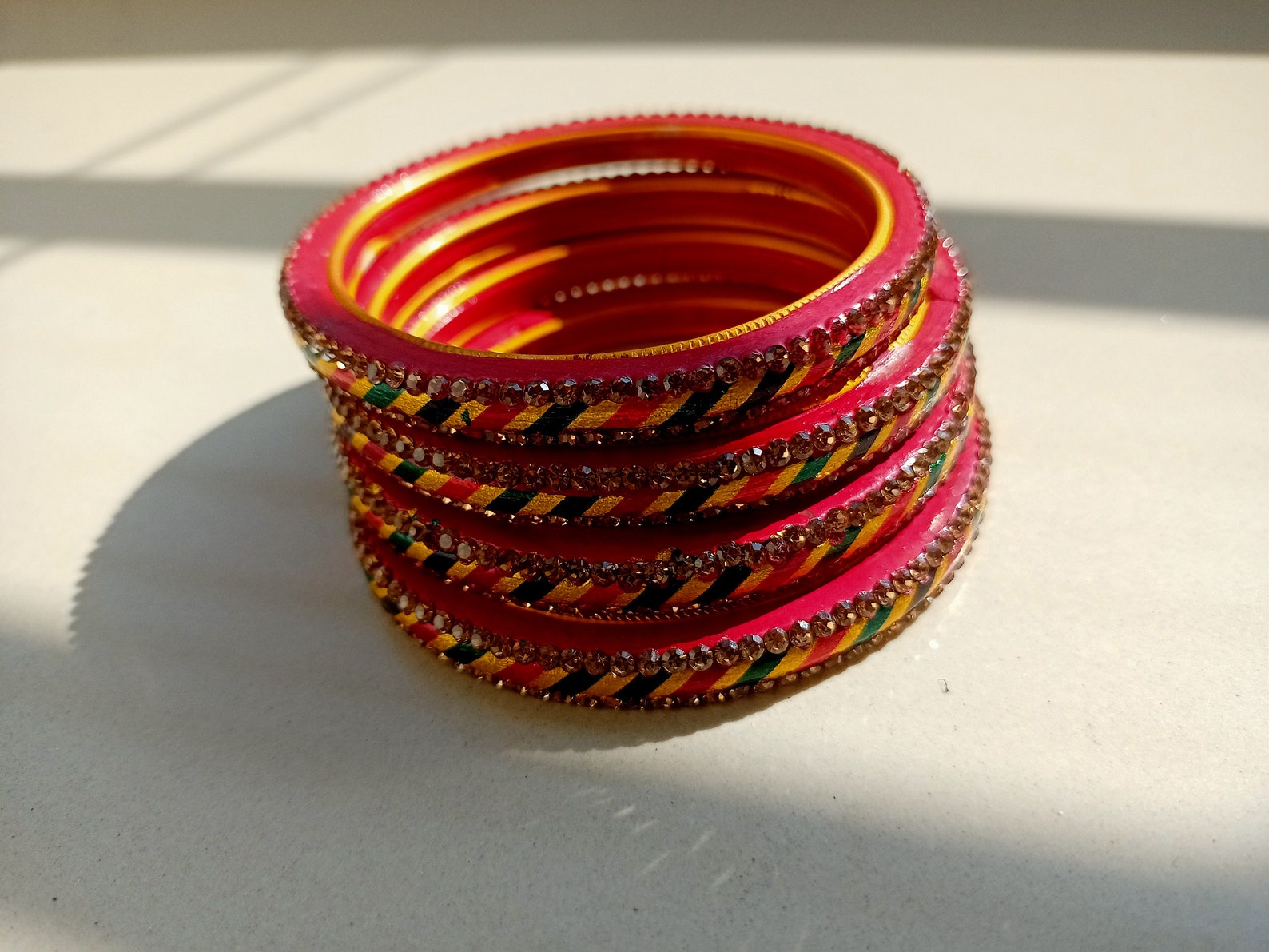 Indian Craft Lakh Bangles - Leheriya Lac Bangle for Women - Jaipuri Lac ...