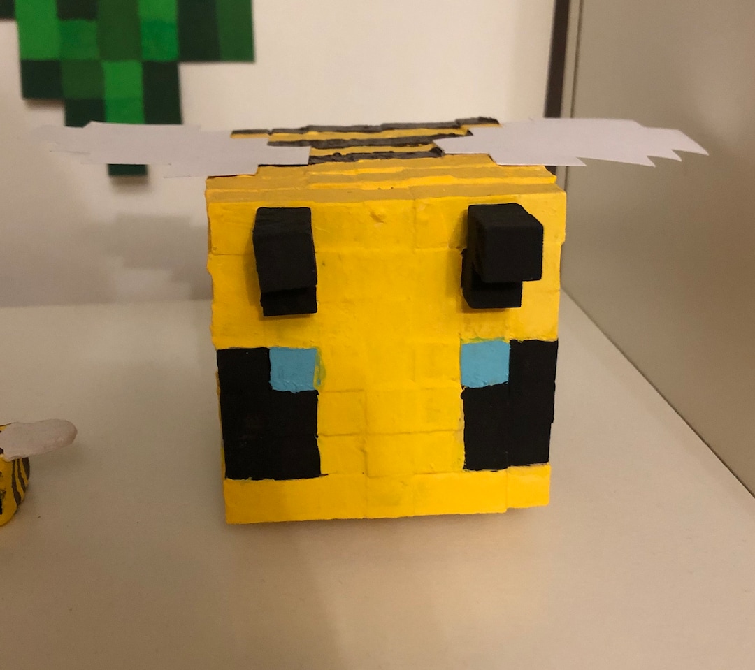 Minecraft Biene aus Holzwürfeln - Etsy.de