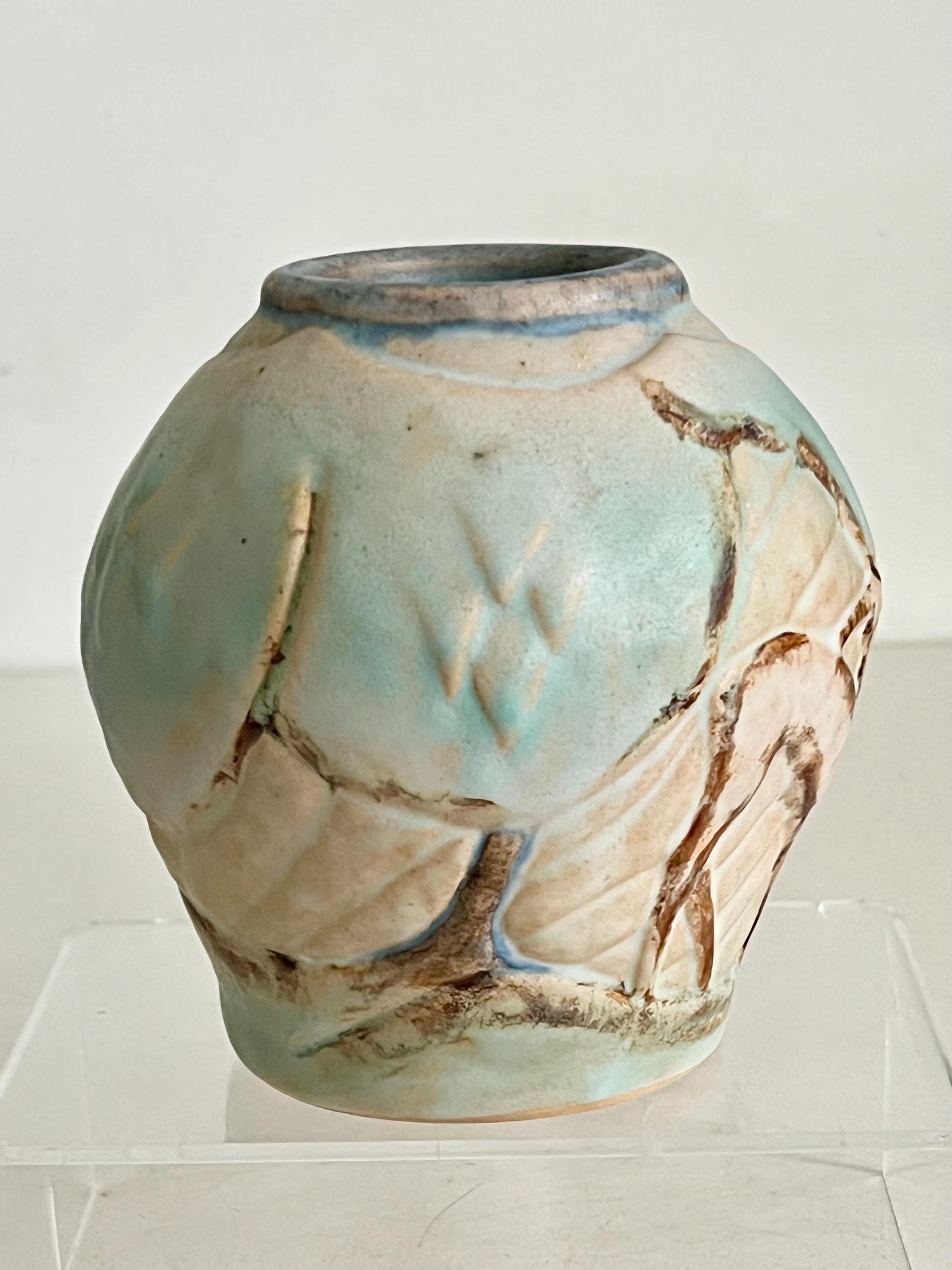 Art Deco Vase by Donald Gilbert Impala Pattern Bourne Denby Pottery ...