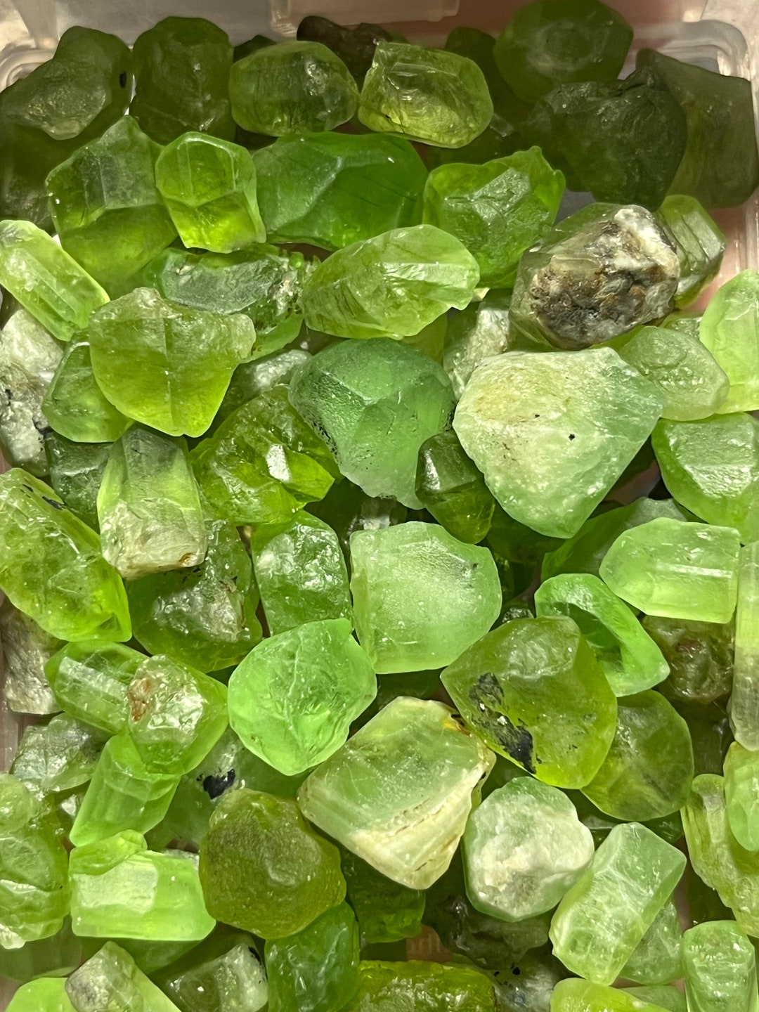 GREEN PERIDOT Rough Crystals - Etsy