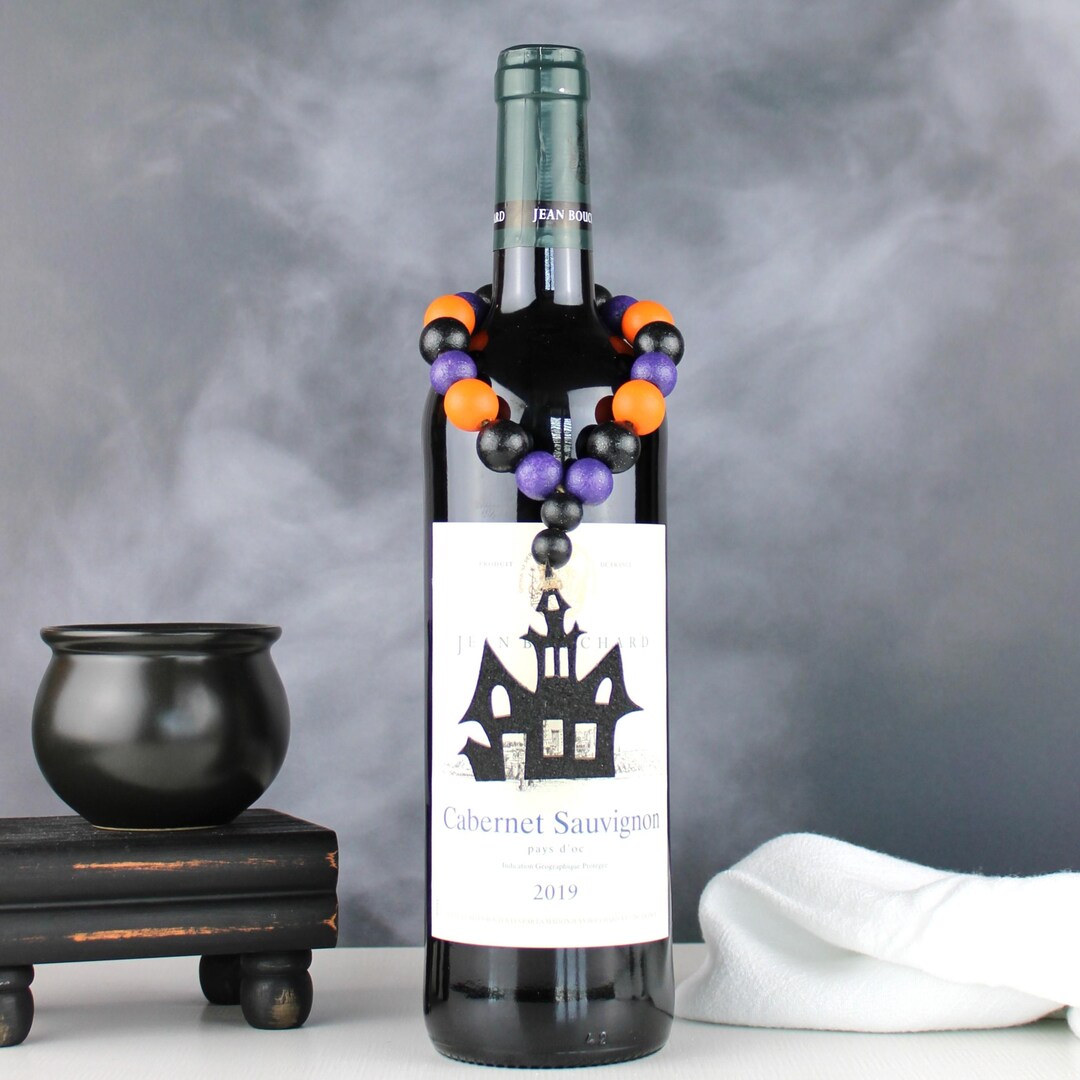 Halloween Wine Bottle Tag, Spooky Wine Gift, Wood Bead Wine Bottle Tag ...
