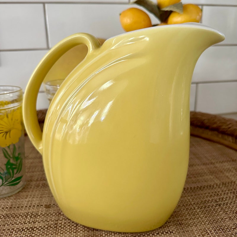 Retro Pitcher - Etsy