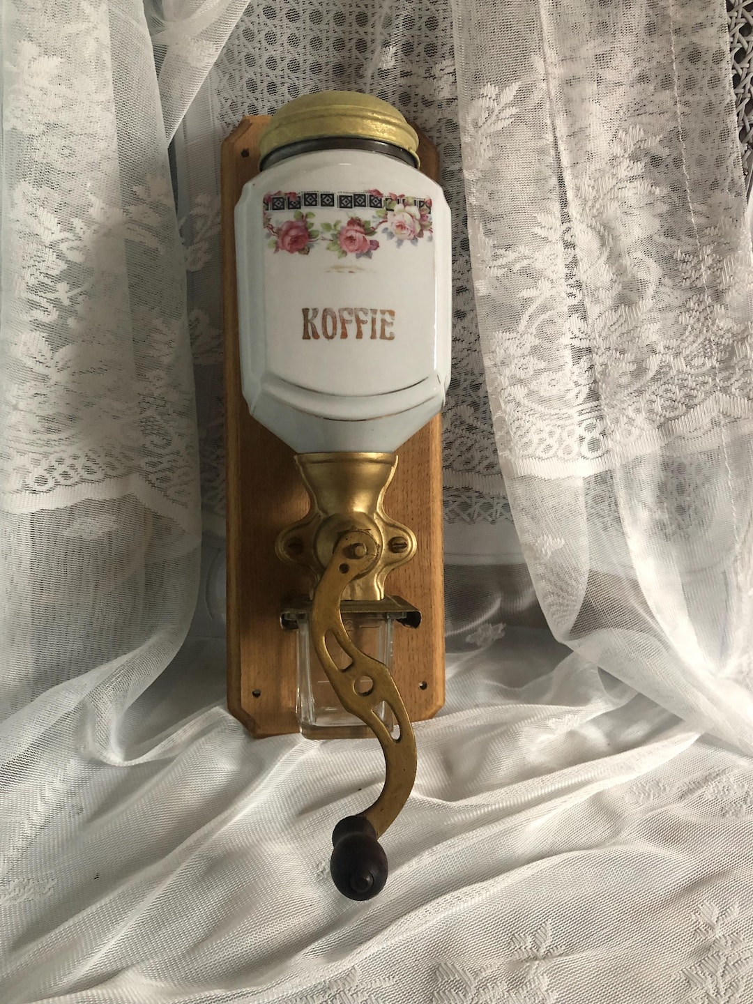 Beautiful Wall-mounted Coffee Mill / Country Style & Kitchen Decor ...