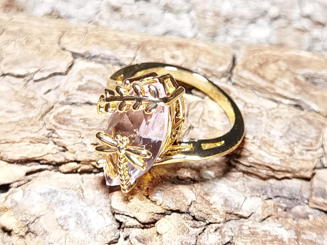 Haunted Dragonfly of Divination Amulet Ring, Spirit Companion Vessel ...