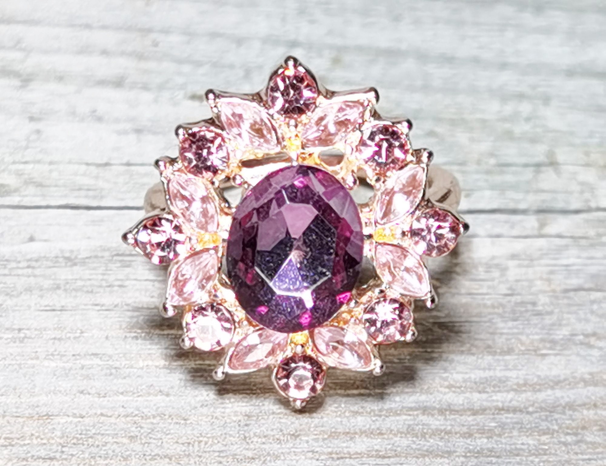 Charisma and Beauty Spell Ring, Attraction and Allure Amulet, Increase ...