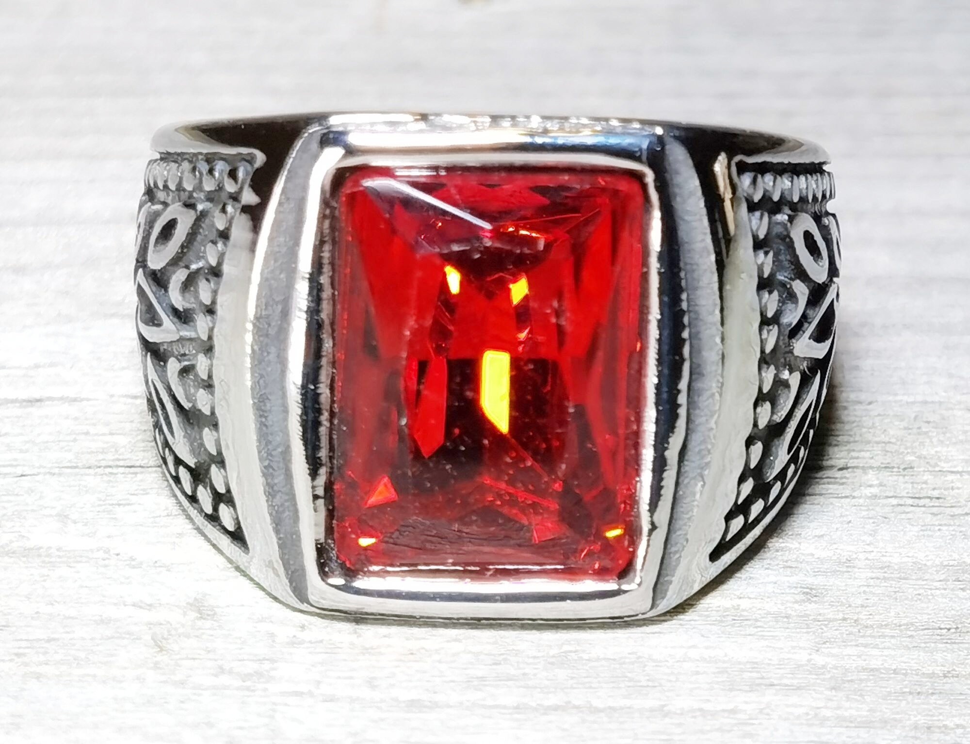 Vampire Vessel Ring, Gateway to Vampire Realms Ring, Eclipse Bloodstone ...